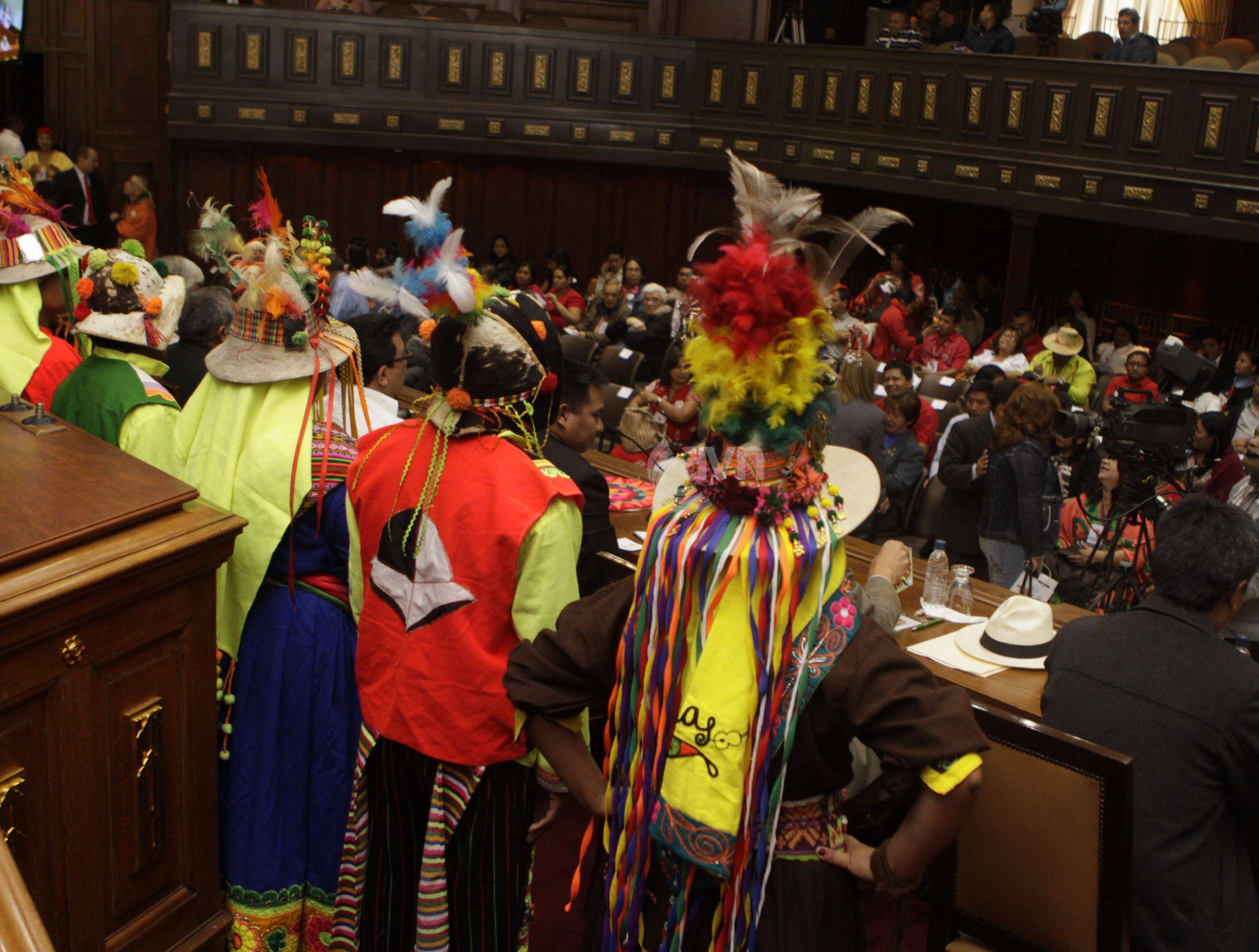 Venezuela: Parlamento indígena inaugura ciclo de sesiones 2014 – NODAL