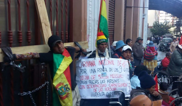 Bolivia: discapacitados anuncian una marcha de protesta entre El Alto y ...