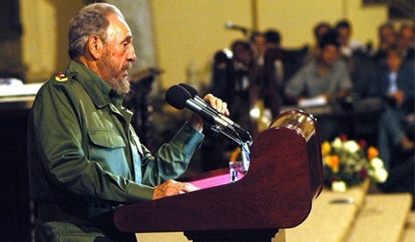 Discurso histórico de Fidel Castro en la Universidad de La Habana el 17 ...