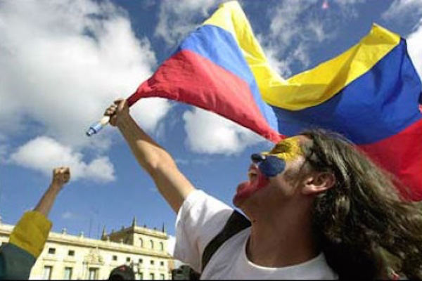 Análisis comparativo de los Acuerdos de Paz en Colombia - Por Juan ...