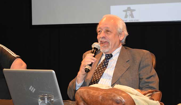 Horacio Verbitsky presentó su libro sobre Milagro Sala en un auditorio ...