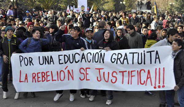 Educación pública en crisis: hubo protestas en Paraguay y continúa el ...