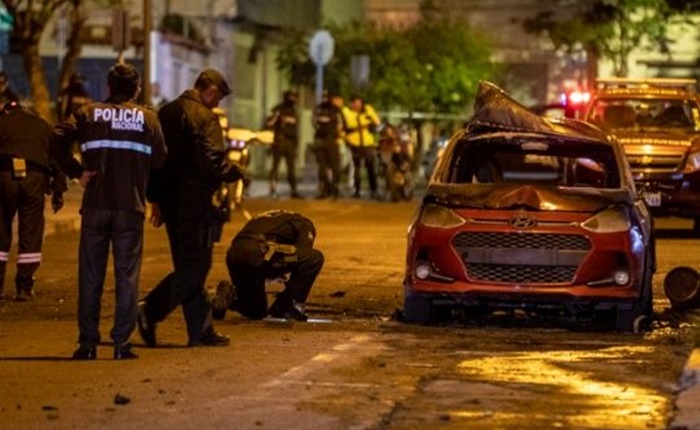 Más de 1.800 militares y policías intervienen cárcel y un coche bomba explota en Quito – NODAL