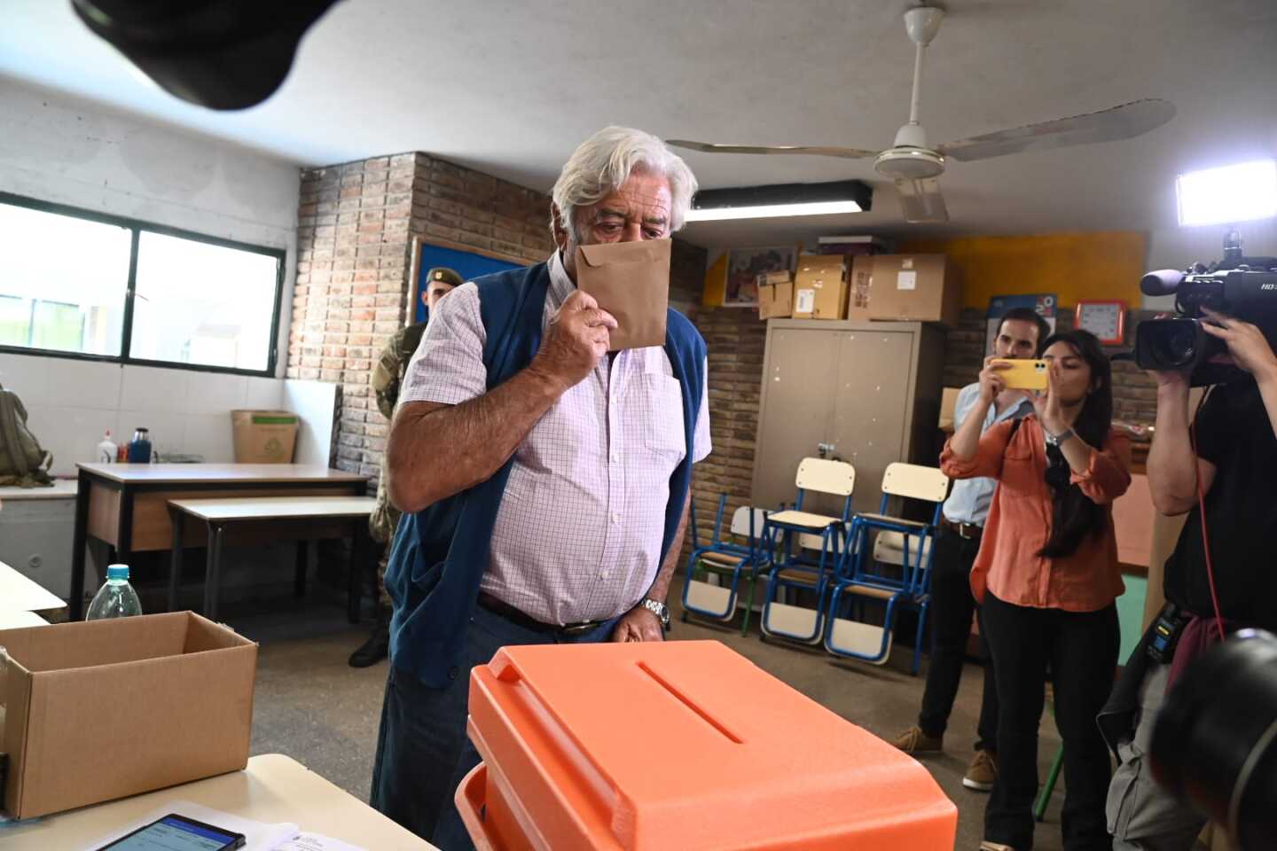 Elecciones en Uruguay | Comienza una segunda vuelta de balotaje y se esperan resultados – NODAL